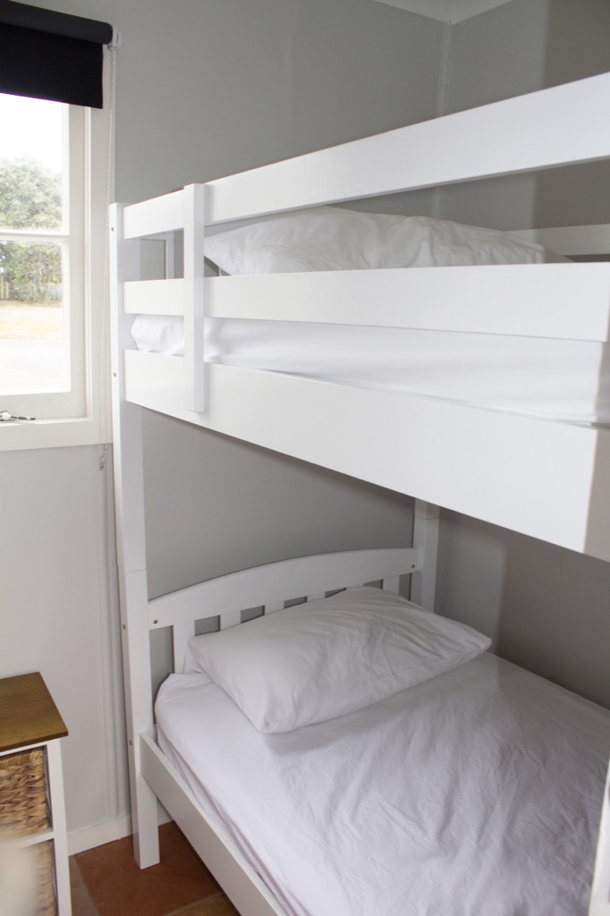 Surfers Shack - Whanganui Seaside Holiday Park